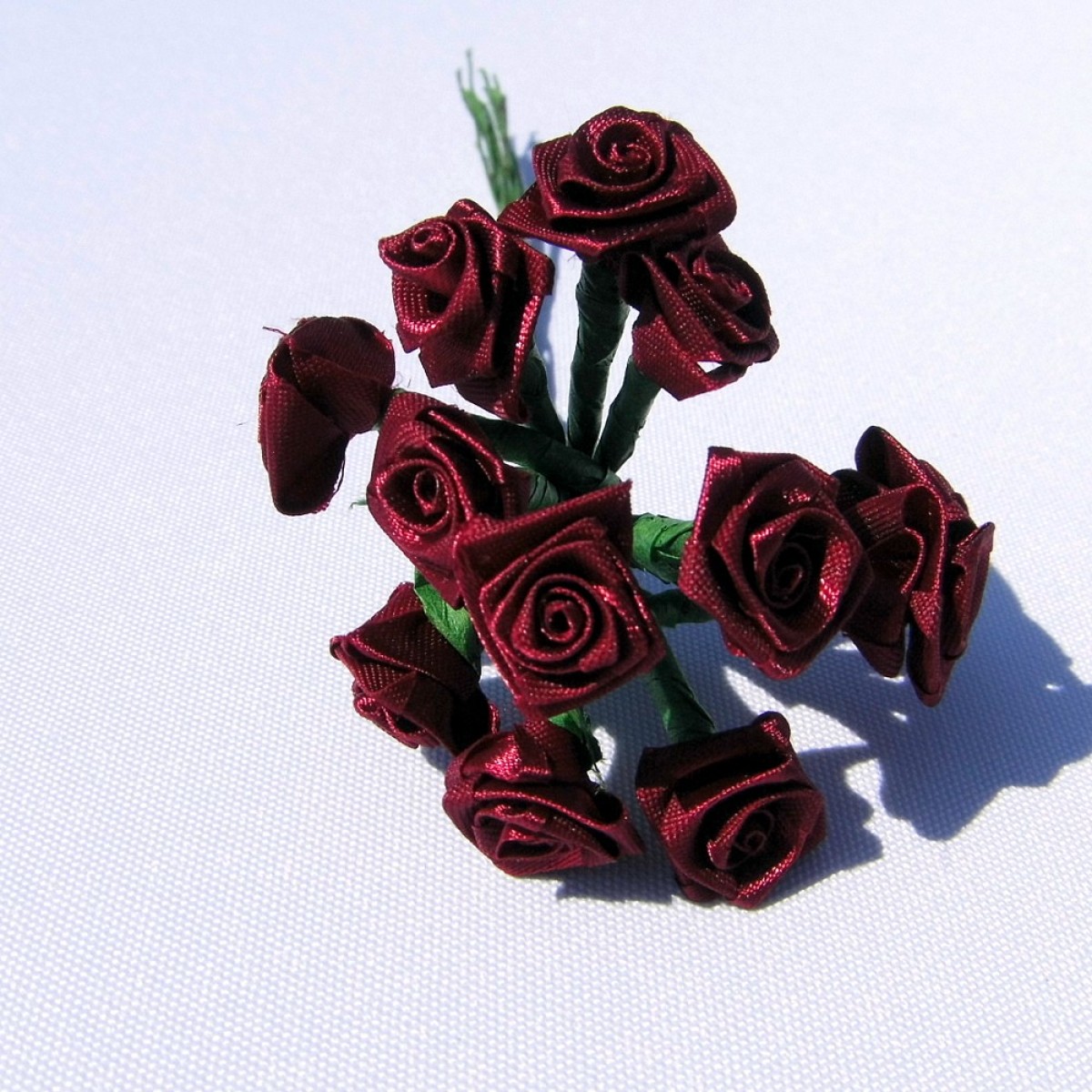 Bastelbedarf - Minirosen weinrot 12-teilig
