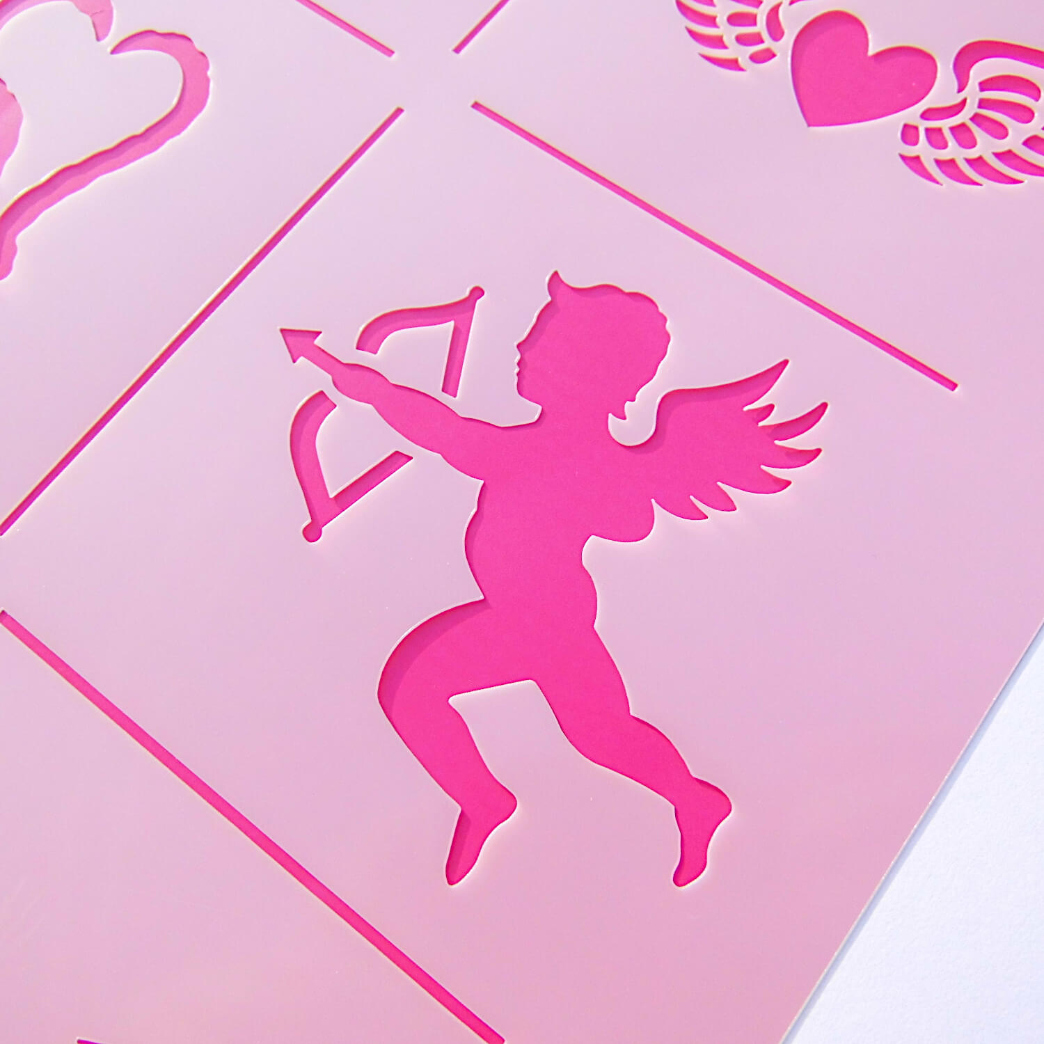 Bastelshop AmOlenDiek Stencil Love 6 Motive Kunststoffschablone